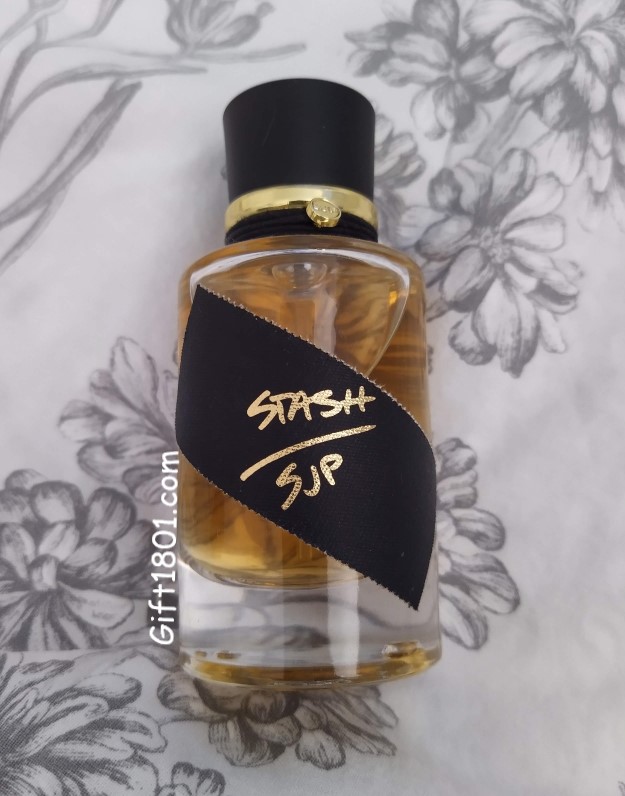 กิฟท์แกะกล่องกันกับ Sarah Jessica Parker Stash